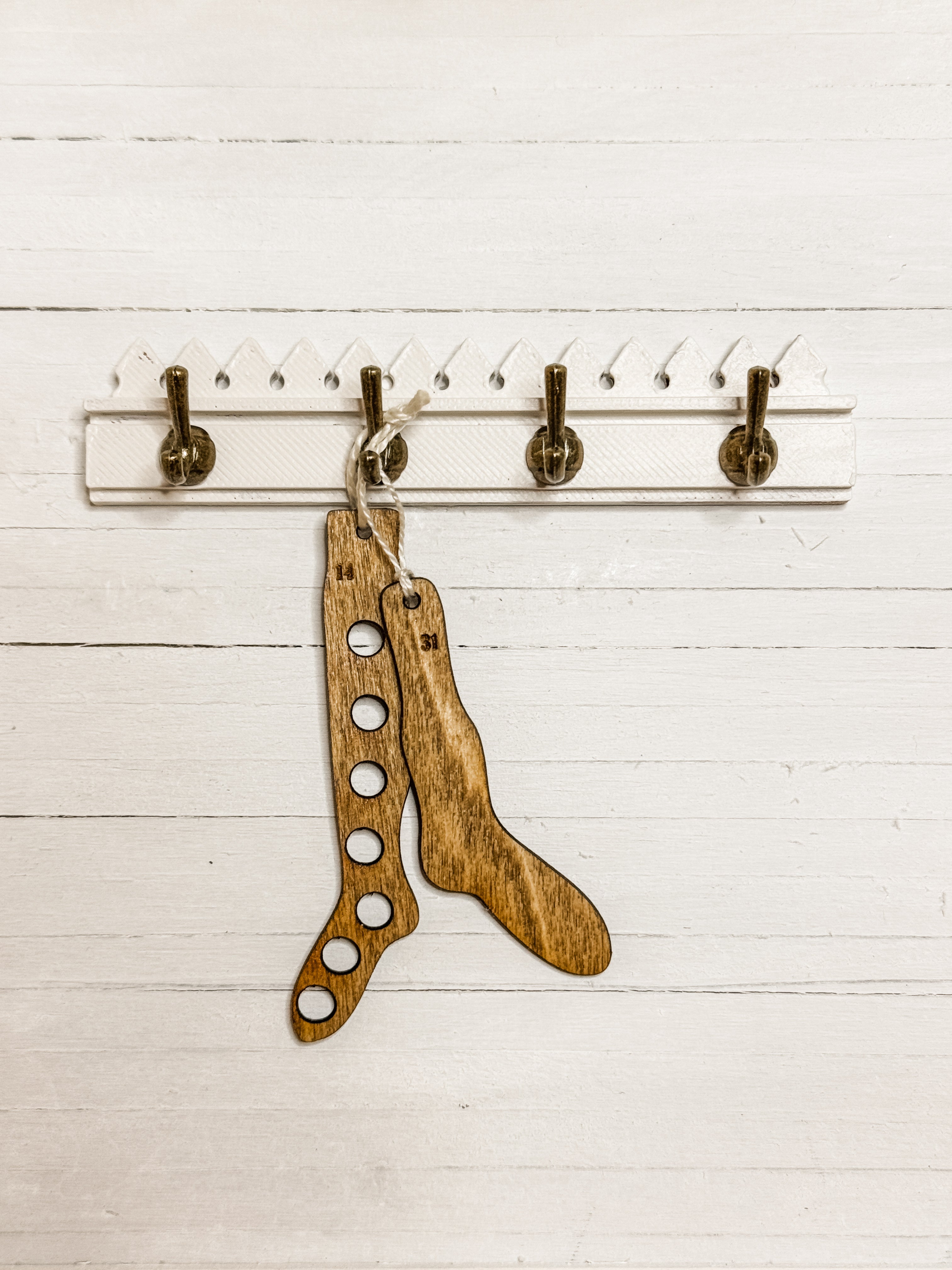 Architectural Salvage Hook Strip (New) – Mini Mercantile Co.